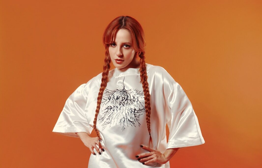 Miss Tacacá e Lofihouseboy assinam remix da cantora Cella